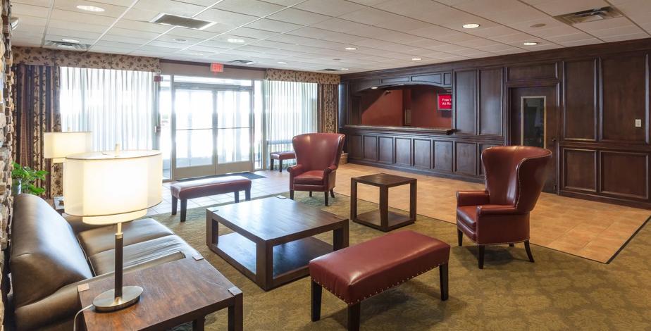 Budget, Pet Friendly Hotel in DeKalb, IL 60115 | Red Roof Inn