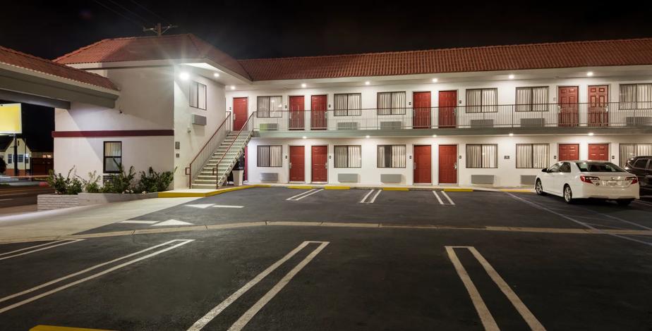 Cheap Hotel in Carson - Wilmington, CA 90744 | Red Roof