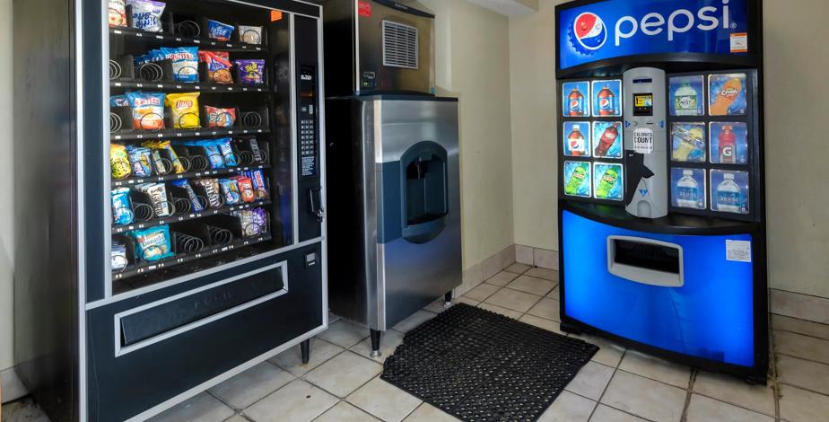 Cheap Hotel in Brandon, FL 33619 | Red Roof