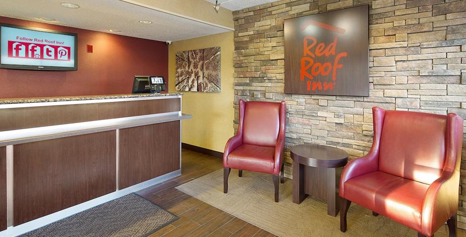 Cheap Hotel in Roseville, MI 48066 | Red Roof