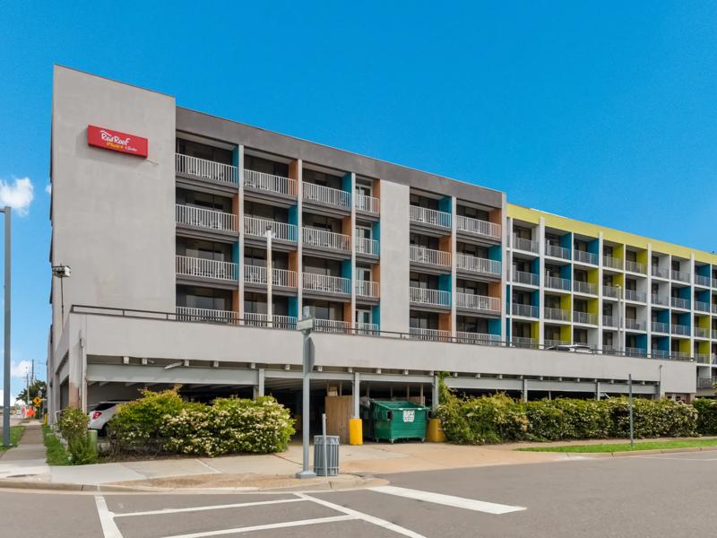 Hotel in Seaside – Virginia Beach, VA 23451 | Red Roof