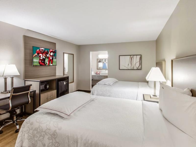 Cheap Hotel in Addison, TX | Red Roof